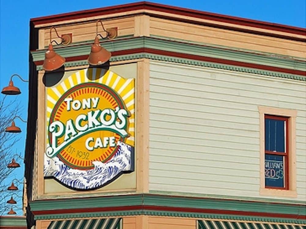 The Real Stories Behind TV’s Greatest War Comedy MAS*H – Page 46